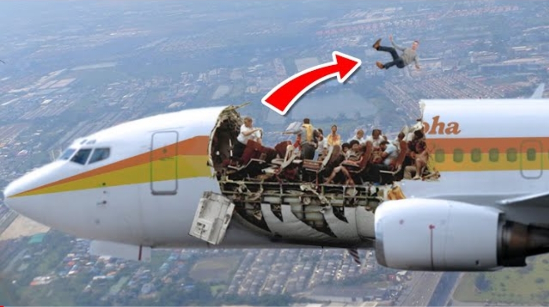 A plane lost its roof at 24,000 ft - ADDIS GO